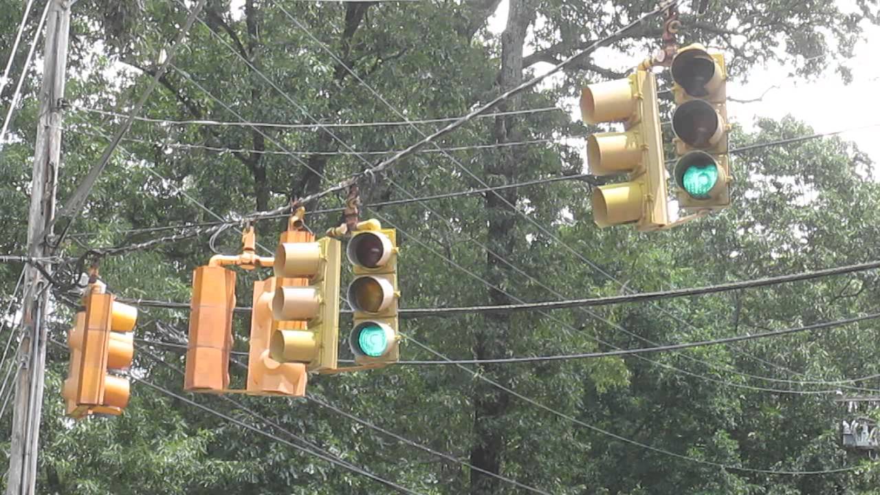 General Electric traffic lights - YouTube