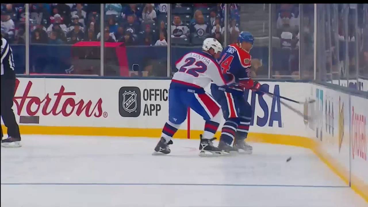 Daniel Berthiaume breakaway save on Glenn Anderson | Heritage Classic ...
