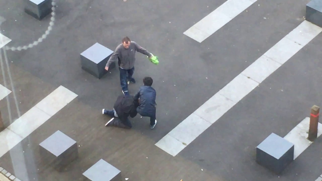 Smack heads Fight in Liverpool October 2016 - YouTube