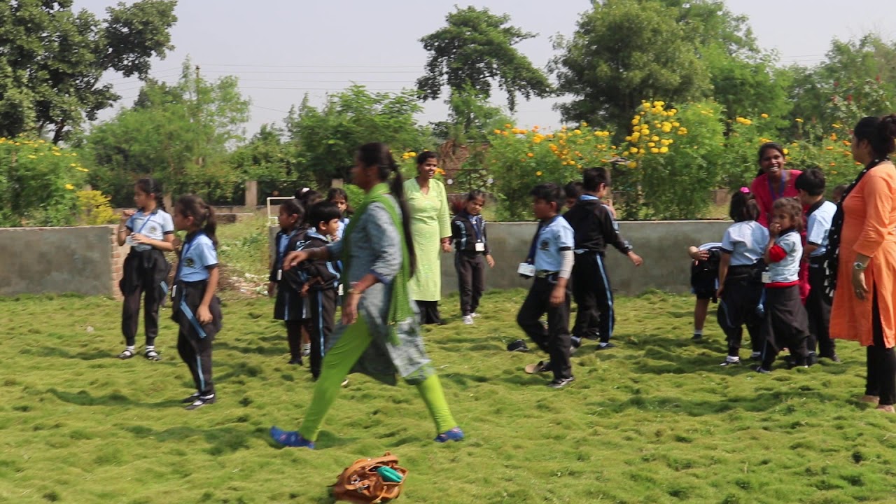 Picnic Karondi Center of India - YouTube