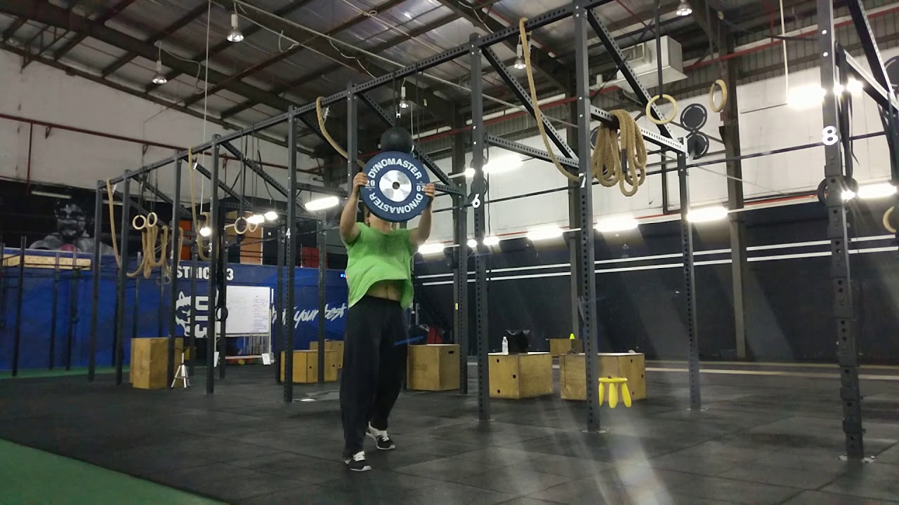 021018 Circus Play: Ball balancing. 20kg Plate & 10kg Slam Ball - YouTube