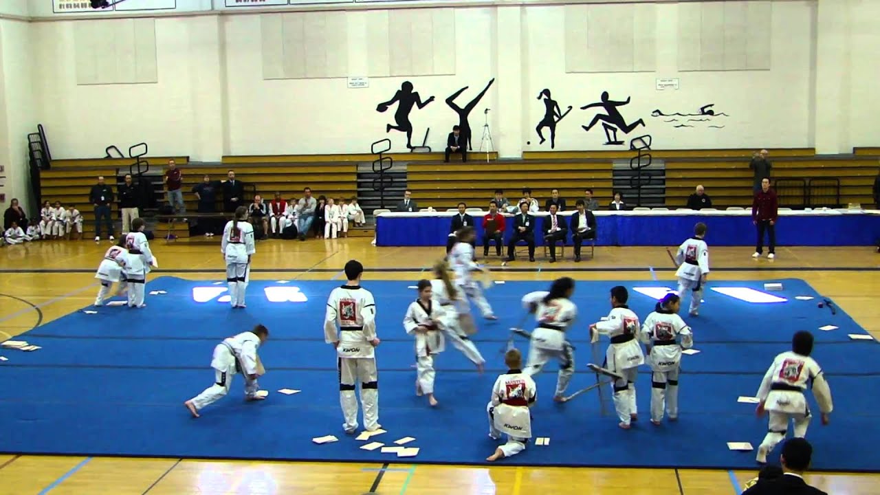 Master Shin's RI Taekwondo Demo Competition - YouTube