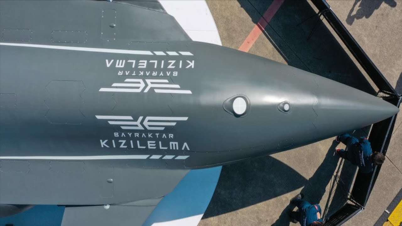 Turkey's first unmanned fighter jet, Kizilelma takes off at the airbase ...