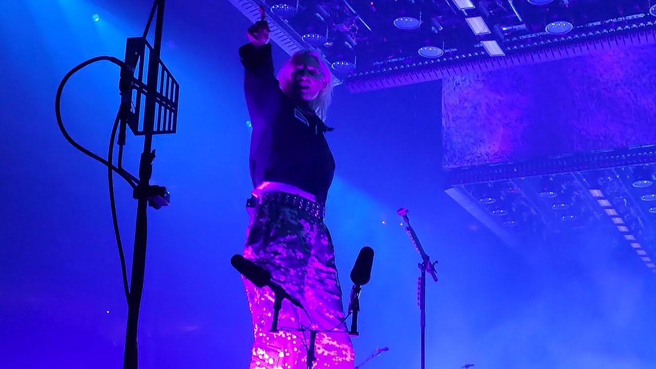 LINKIN PARK LIVE - THE EMPTINESS MACHINE | SAN JOSE SAP CENTER - YouTube