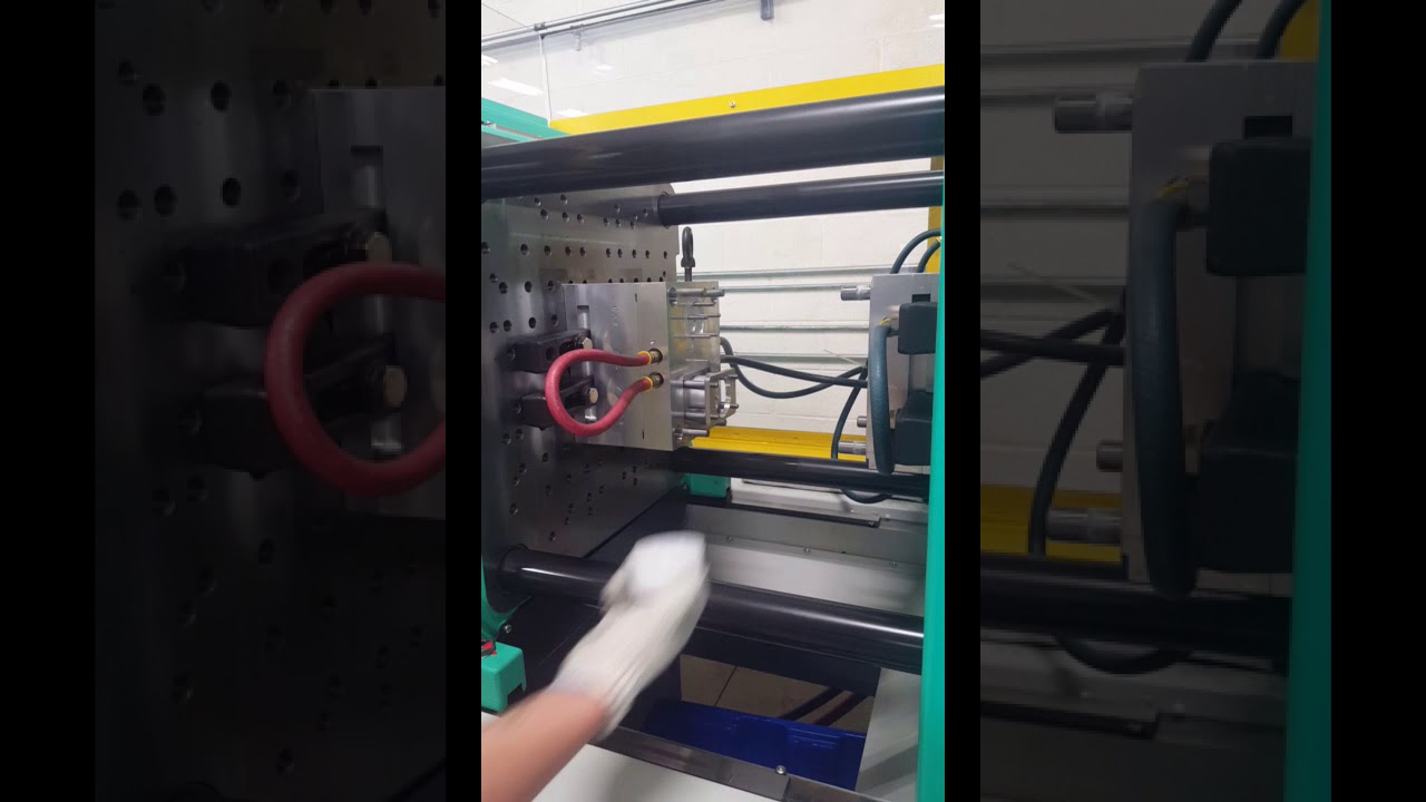 Injection Molding External Threads - YouTube