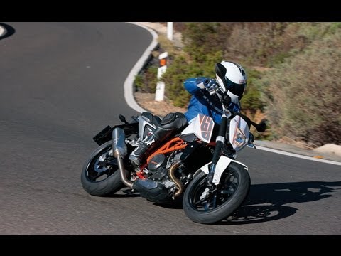 KTM 690 Duke - Test in den Alpen