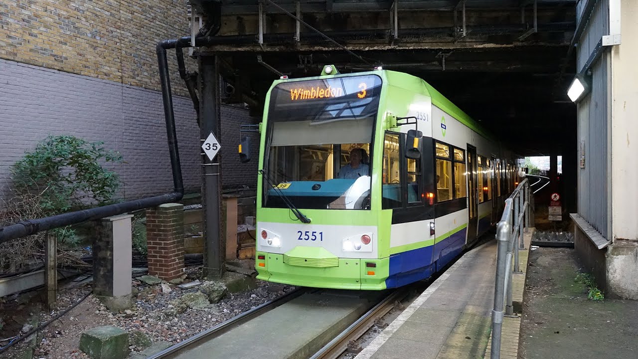 TfL Tramlink CR4000 Flexity Swift on Route 3 Wimbledon to West Croydon ...