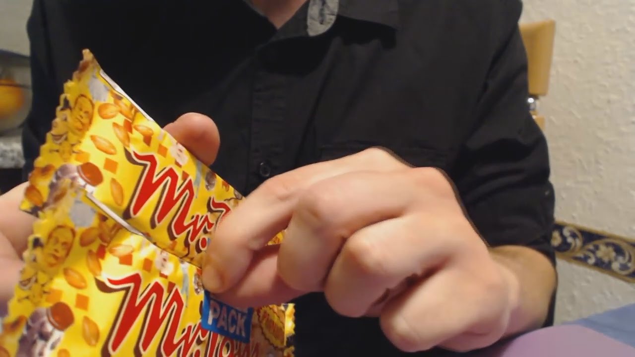 [ASMR] Mr. Tom Peanut Candy Bar / Eating, Crunsh, Drinking, Mouth ...