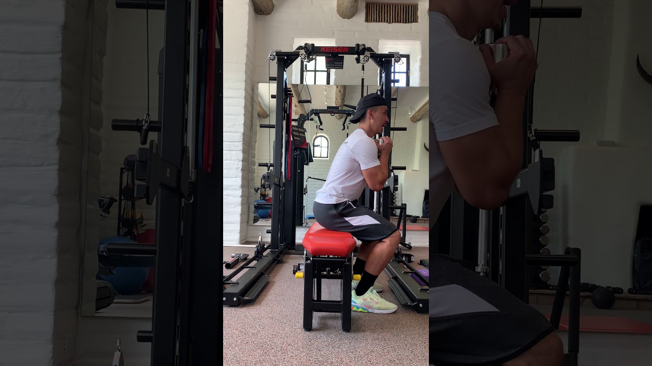 Goblet Bench Squat - YouTube