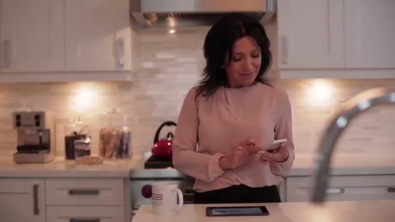 A Day in the Life of a Royal LePage REALTOR® - YouTube