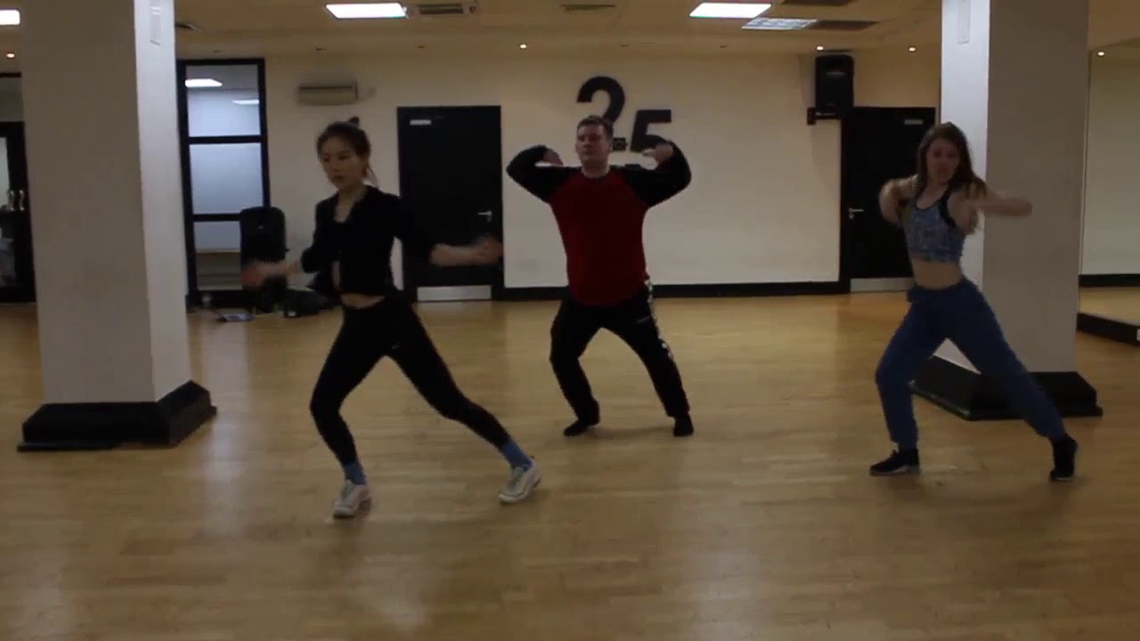 adult street dance class Manchester - YouTube
