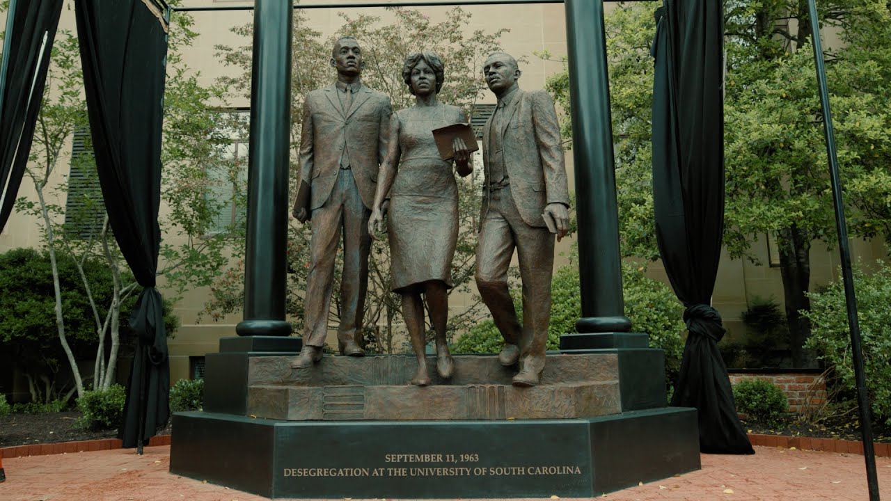USC unveils monument honoring desegregation trailblazers - YouTube