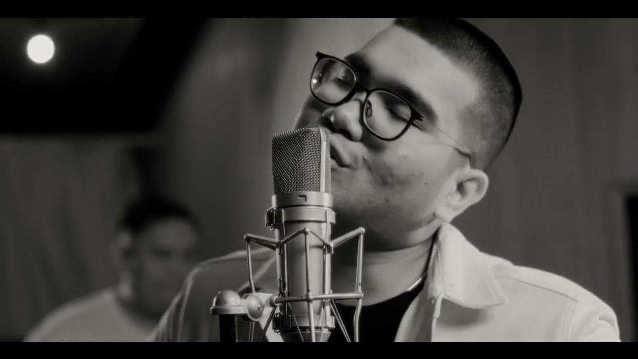 PLEASE DON'T WALK AWAY - PJ Morton, Kaleb J & Passion Vibe Remix - YouTube