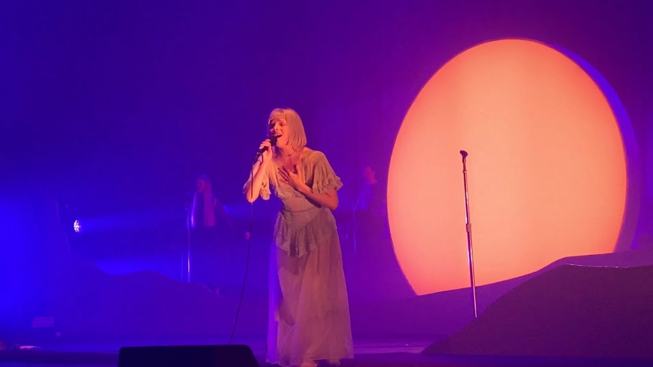 AURORA (live) - Warrior - o2 Academy Brixton 6 April 2022 *strobe ...