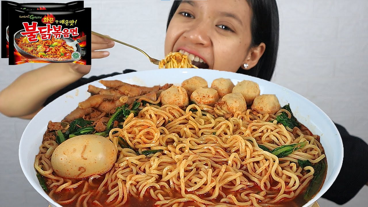 MUKBANG MIE AYAM SAMYANG JUMBO SUPER PEDAS - YouTube