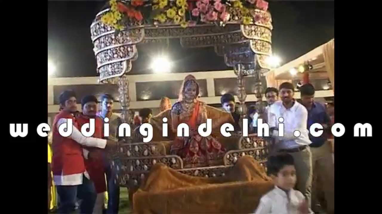 PALKI FOR BRIDES ENTRY by weddingindelhi.com - YouTube