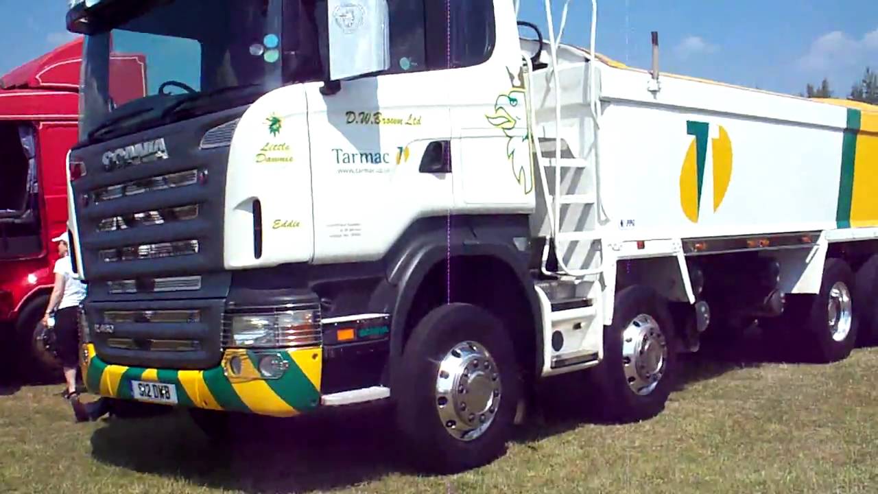 scania tarmac truck - YouTube