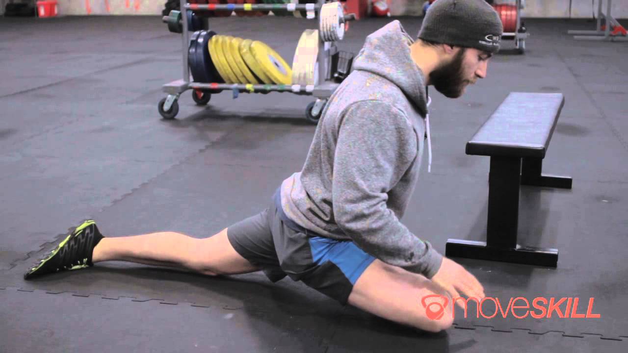 Dynamic Pigeon Stretch - YouTube