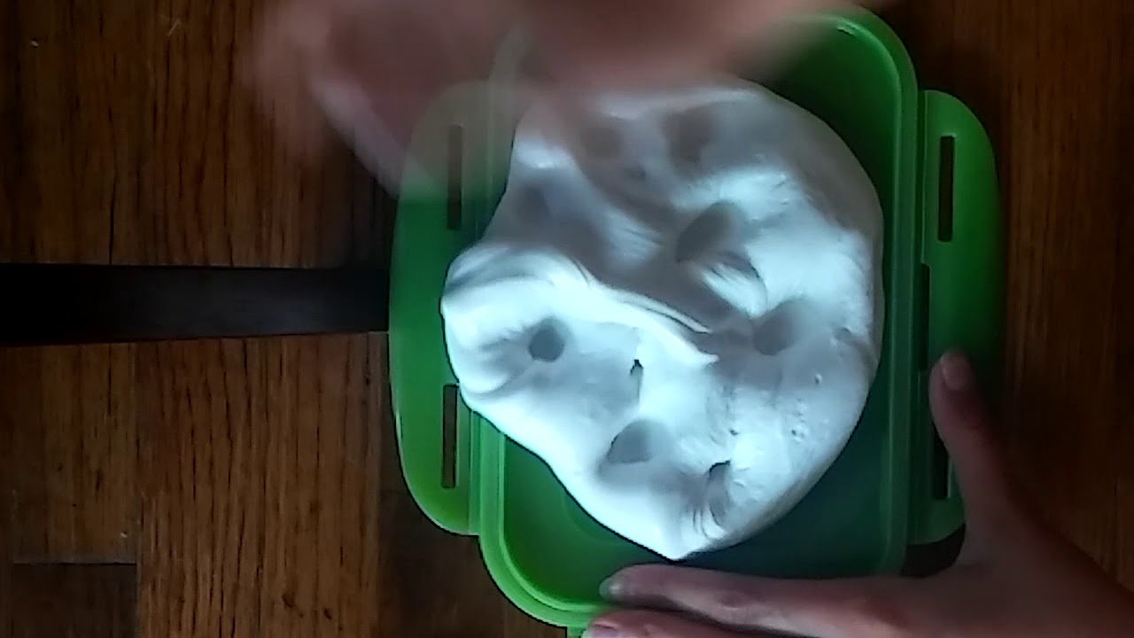 Satisfying white fluffy slime - YouTube