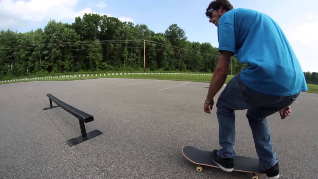 Crooked Grind Tail Grab SECOND TRY EVER! - YouTube