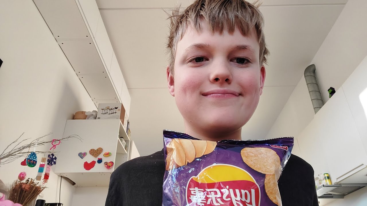 Lays Roasted Lamb Skewer Flavour Taste Test - YouTube
