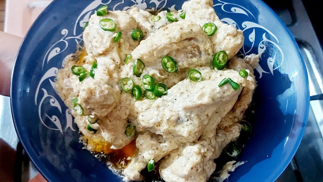 White Chicken Handi Recipe - YouTube