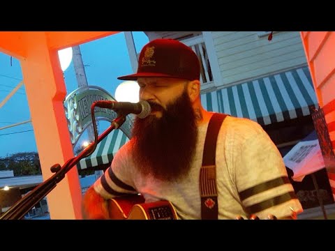 Rob Benton At Irish Oak Barrel Irish Pub In Key West - YouTube