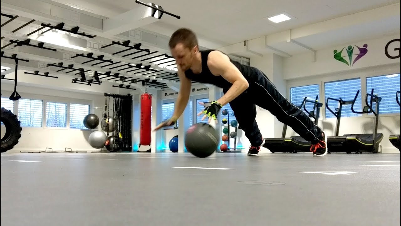 Explosive medicine ball pushups - YouTube