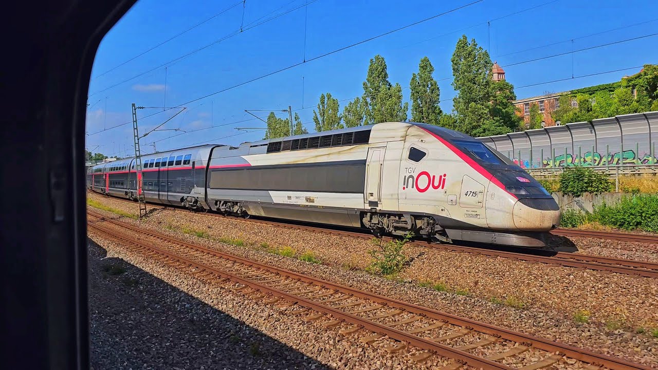 111 143 mit Re90 überholt TGV in Stuttgart Zuffenhausen - YouTube