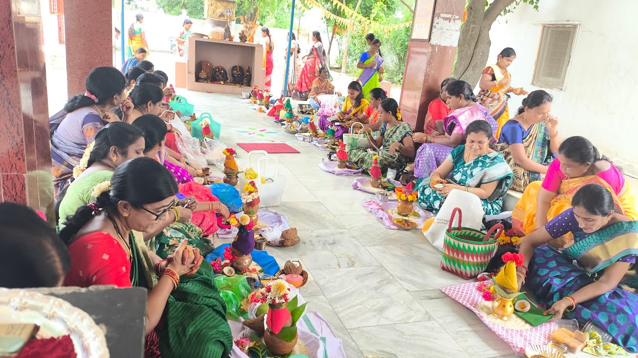 Mattampally కనకదుర్గమ్మ గుడి వరలక్ష్మీ వ్రతం #video #like #tempul # ...