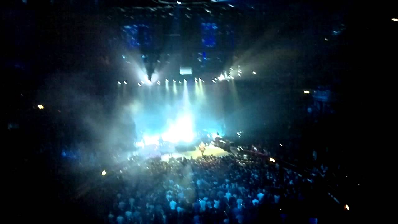 Foals- Blue Blood- The Royal Albert Hall 28/3/13 Evening - YouTube