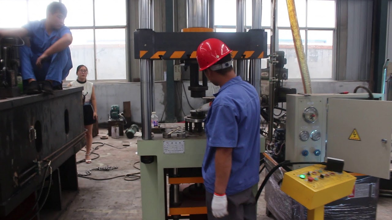 4 column deep drawing press machine - YouTube