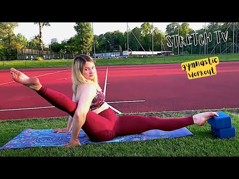 Stretches for Splits and Oversplits. Contortion training. WORKOUT yoga ...