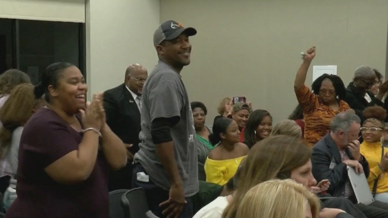 Pasco County school leaders vote to keep Lacoochee Elementary School ...