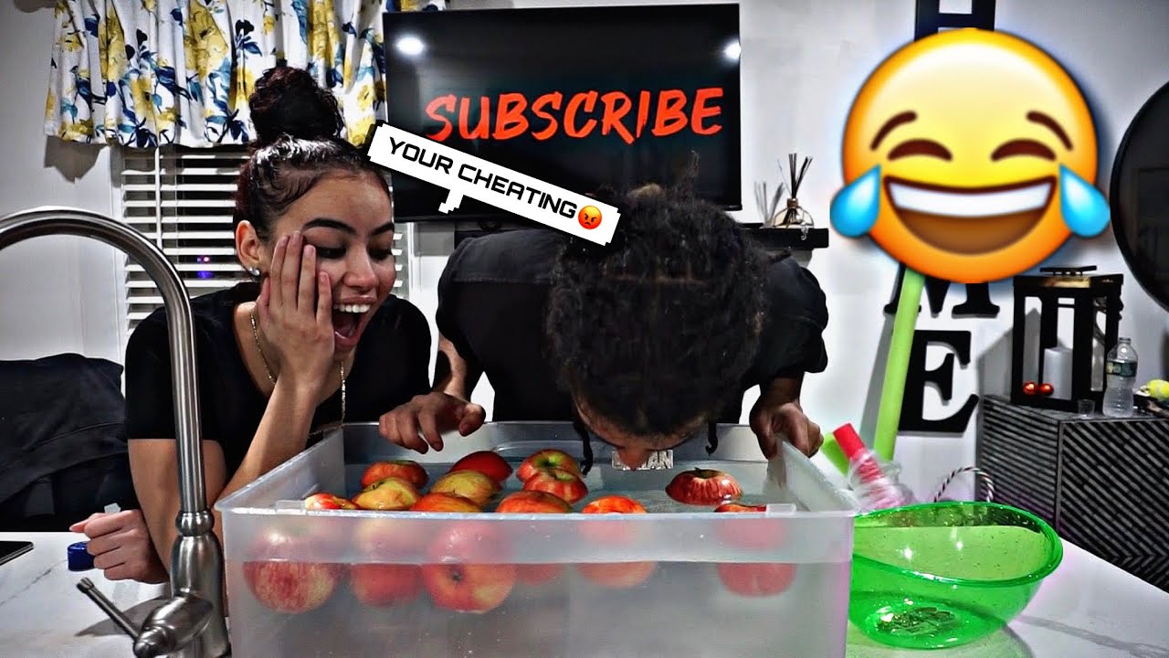 Apple Dunk Challenge🍎 | Vlogmas Day 2 - YouTube