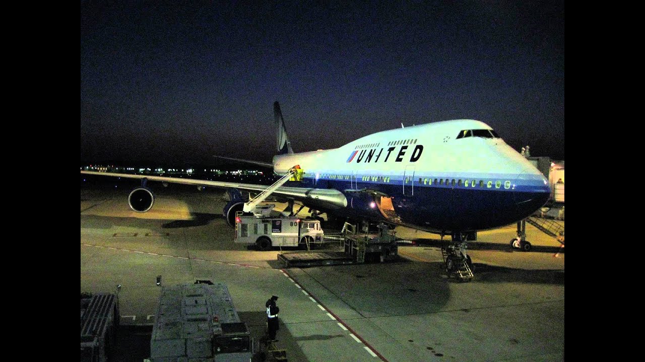 2010/02/20 ユナイテッド航空 837便 / United Airlines 837 - YouTube