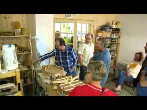 L'atelier du luthier Antoine Payen.avi - YouTube