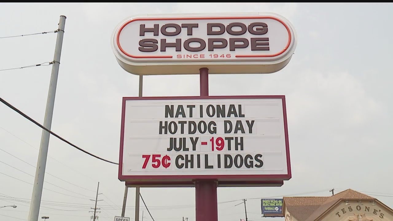 Come back! We are better now, restaurant owners say - YouTube