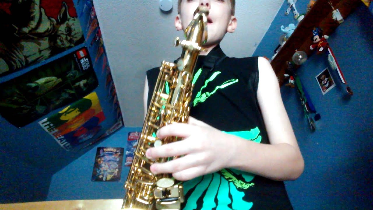 How to play the Rocky Theme on Alto Saxaphone - YouTube