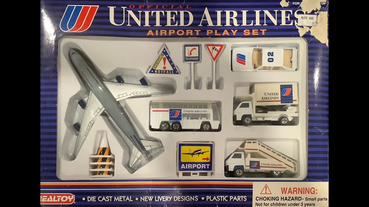 Daron Official United airlines airport play set unboxing - YouTube
