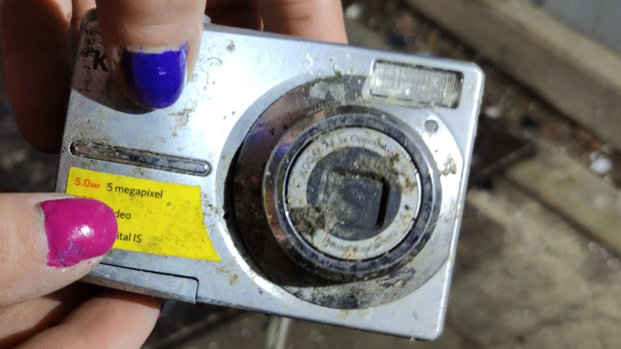 Smash Kodak EasyShare Digital Camera - YouTube