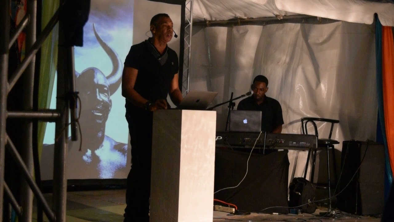 Esperance performed by Adrian Augier - YouTube