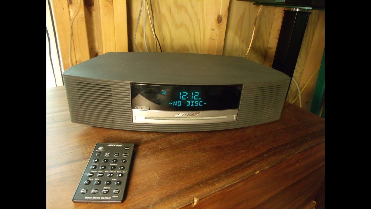 Operation of a Working BOSE Wave Radio Model AWRCC1 - YouTube
