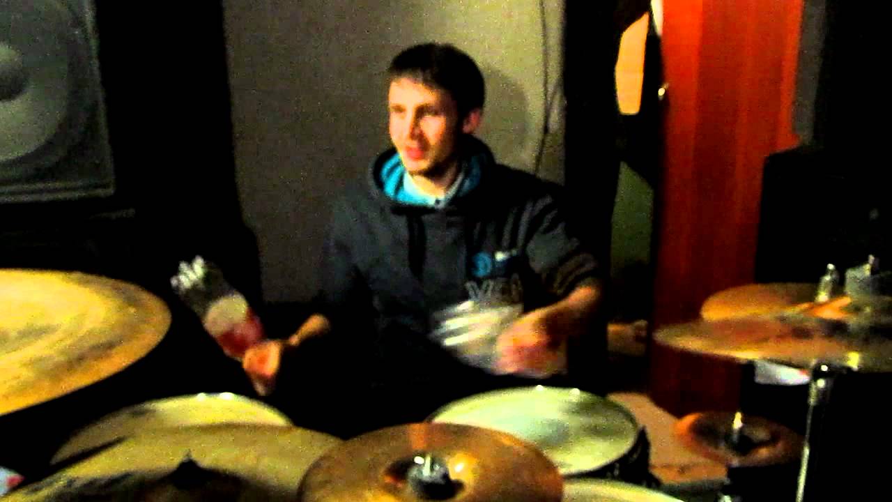 Crazy Drummer - YouTube