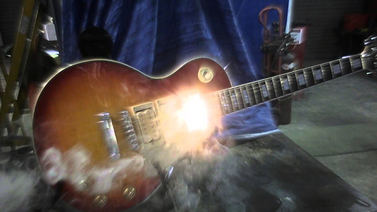 Ace Frehley Les Paul "Budokan" Smoking Guitar *TEST* - YouTube