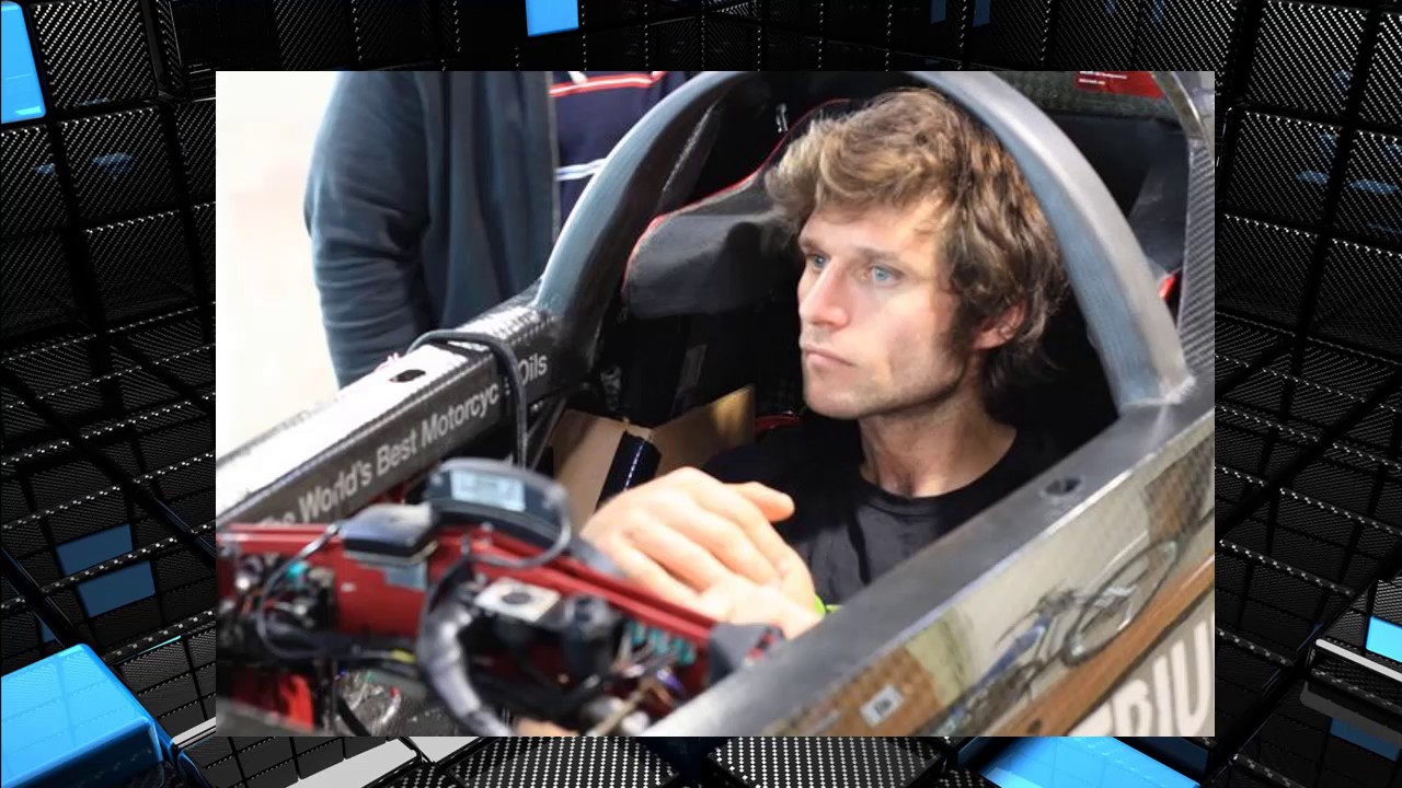 Racing legend Guy Martin expecting first child with pregnant partner ...