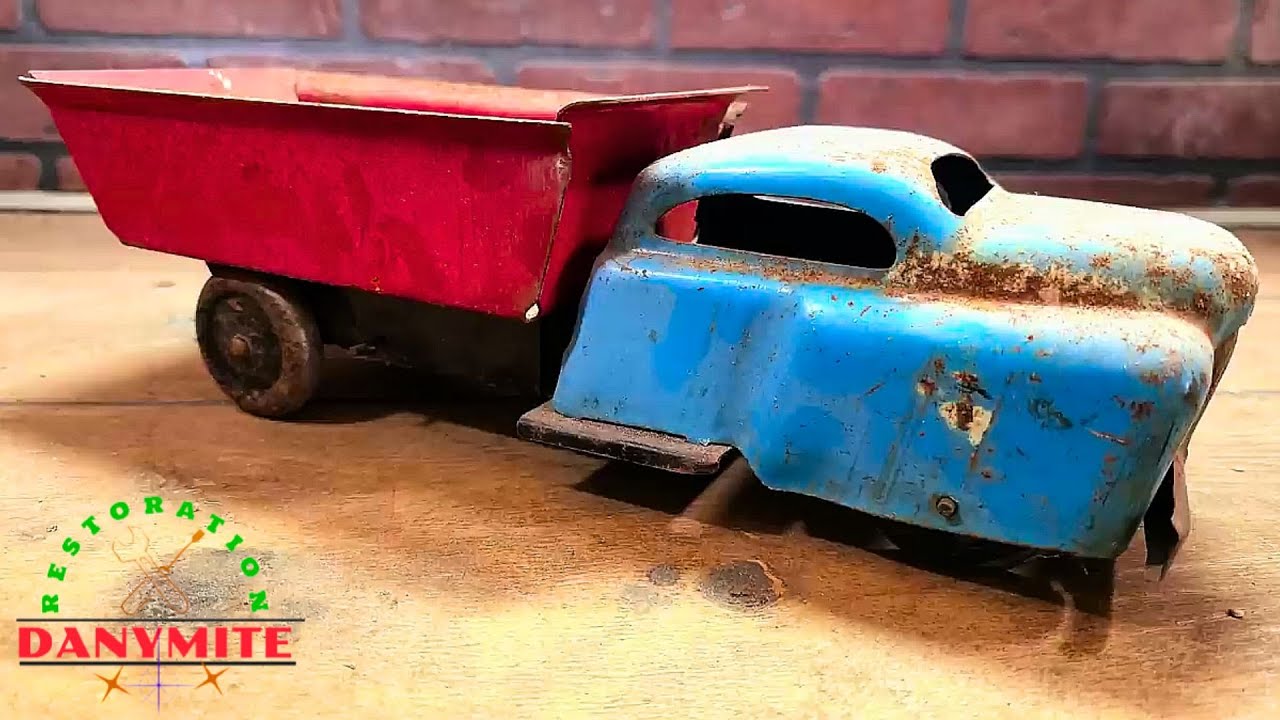 1930 Wyandotte Dump Truck Restoration: Complete Overhaul - YouTube