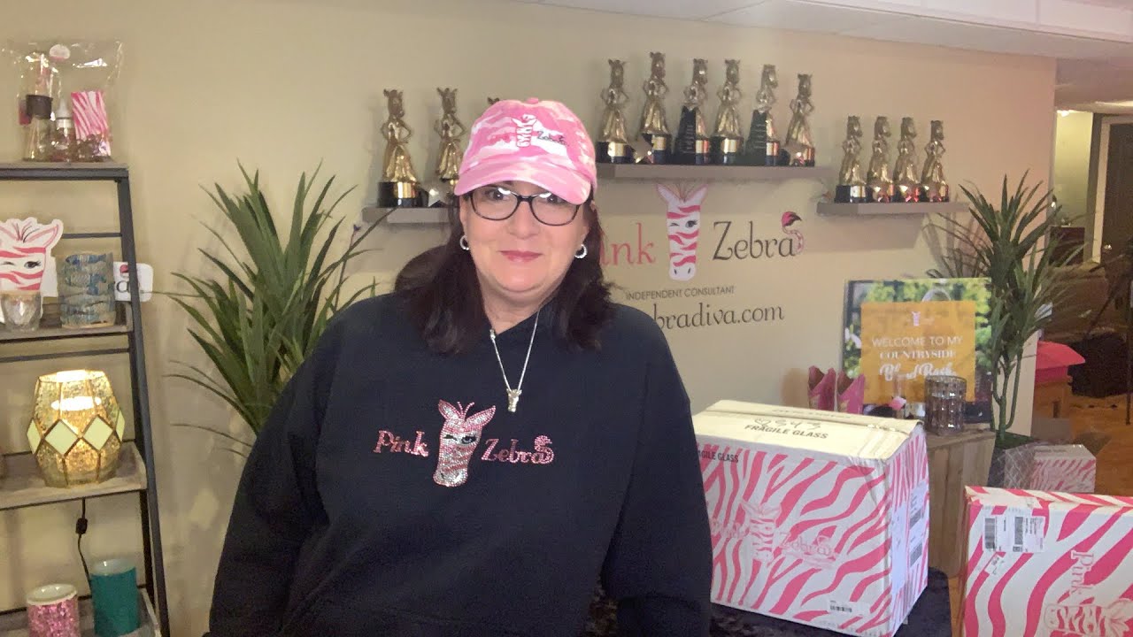 Box Opening Pink Zebra Blue Blend bash - YouTube