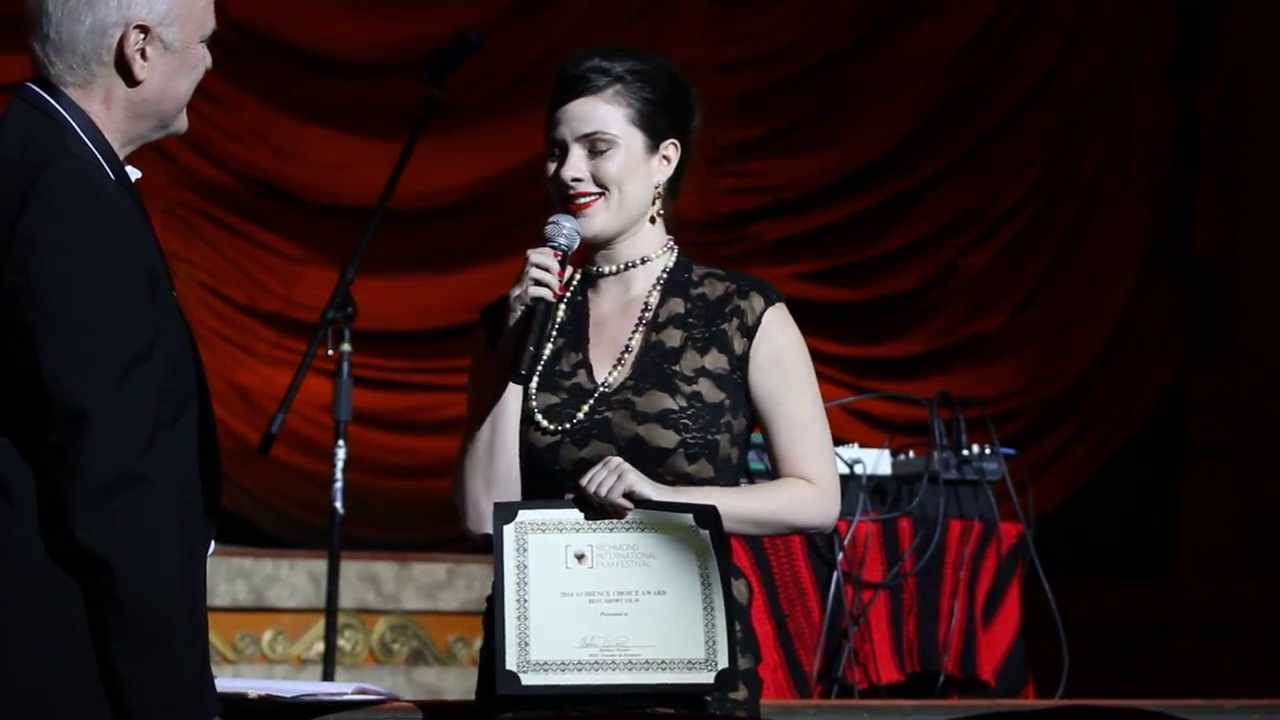 Actress Amanda Greer accepting the Audience Choice Award for 'WALT ...