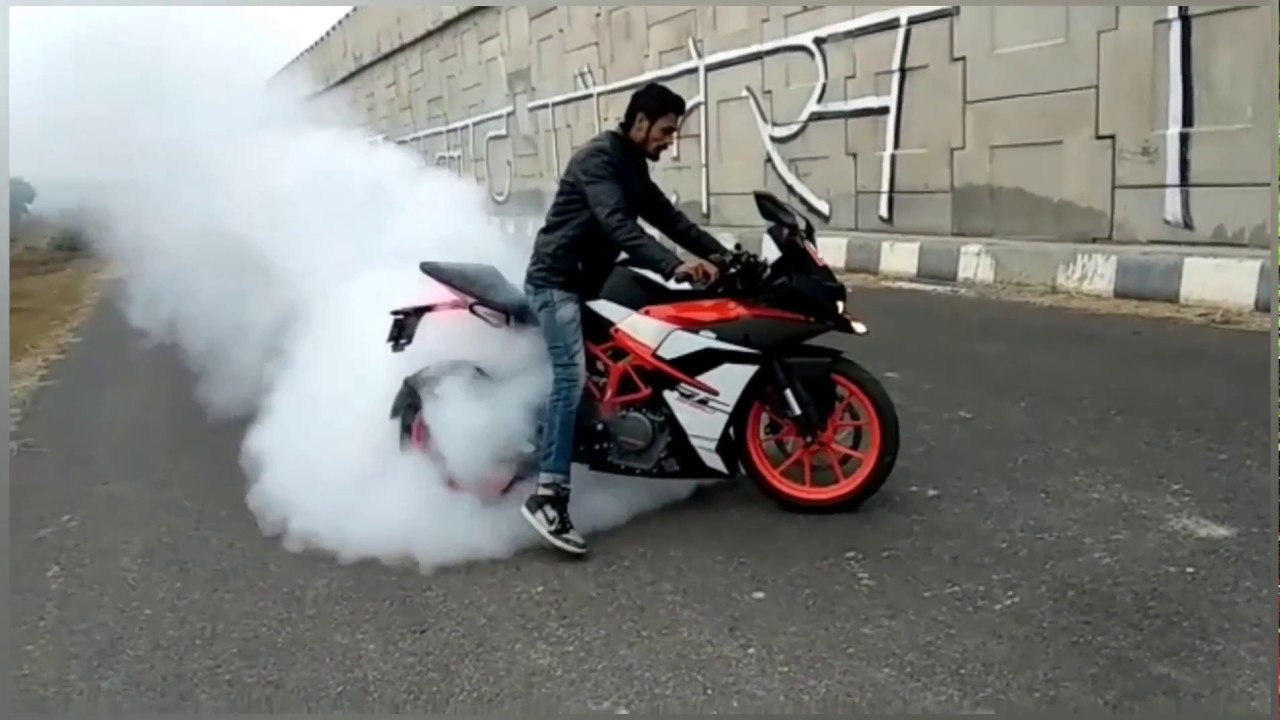 KTM RC 200 STUNTS PRACTICE | ROLLING BURNOUT - YouTube